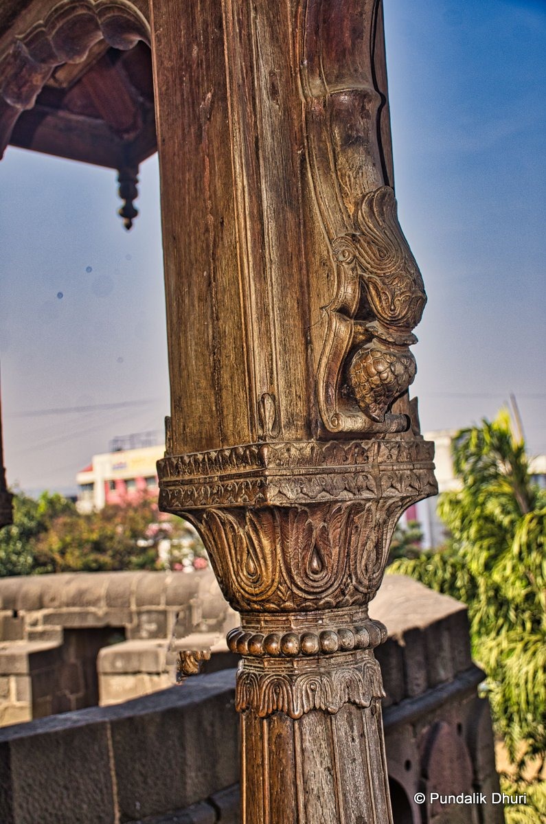 Pillar with a History | उनाड